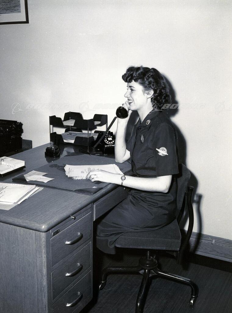Boeing Images - Fortress Fashions - Betty Crampton