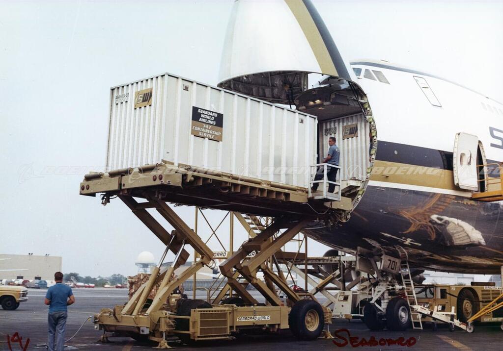 Boeing Images - Boeing 747 Freighter Containership Service
