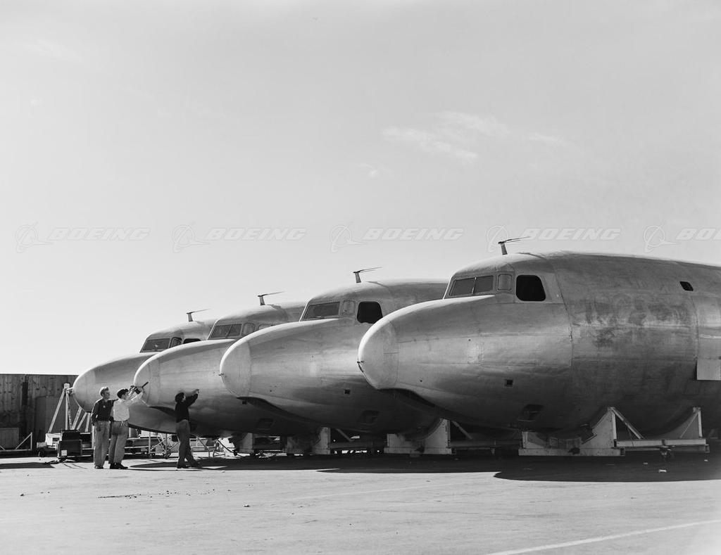 Boeing Images - DC-6 Manufacturing