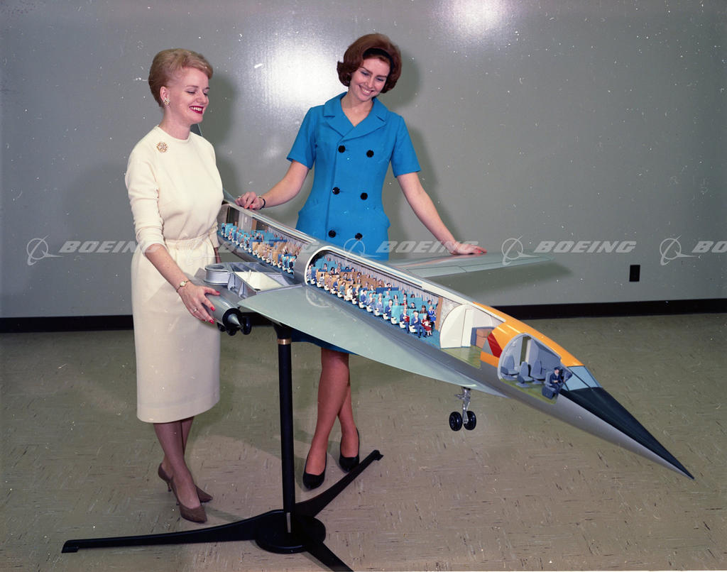 Boeing Images - Boeing SST Model & Ladies 1964