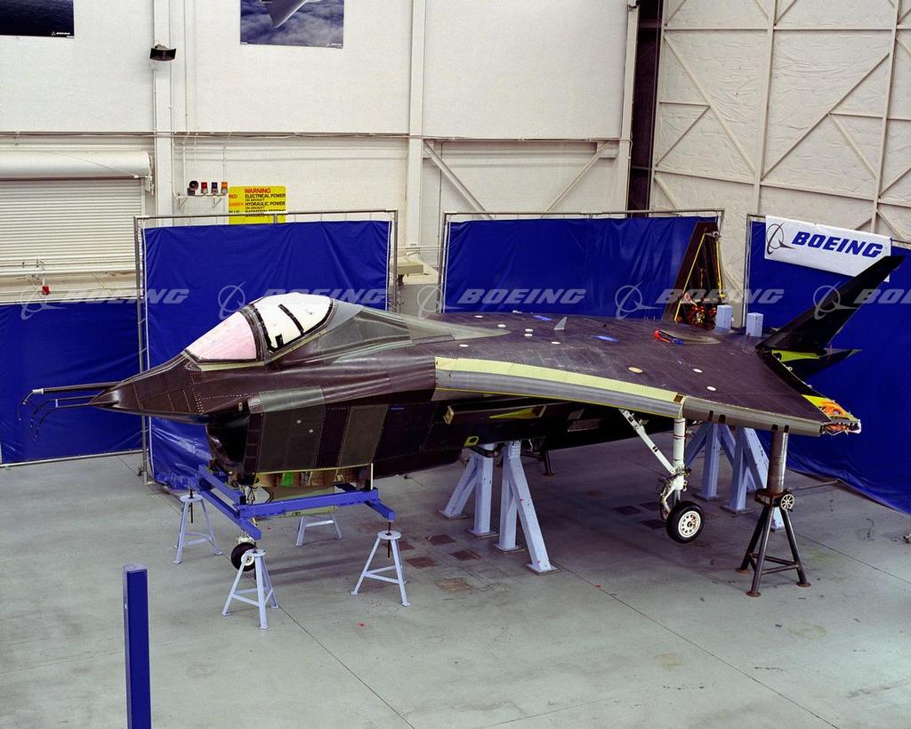 Boeing Images - Boeing Demonstrates Lean Practices on Joint Strike Fighter