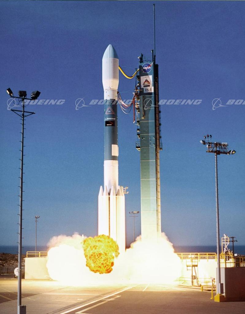 Boeing Images - Delta II 101st Launch