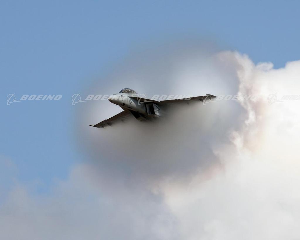 Boeing Images - F/A-18E/F Super Hornet Generates a Condensation Cloud ...