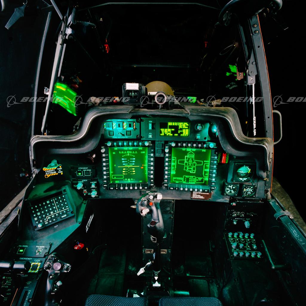 Boeing Images - AH-64D Apache Longbow Cockpit