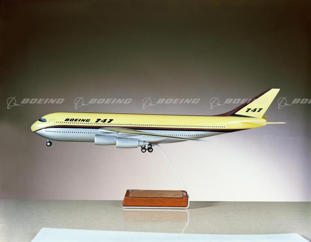 Boeing Images - Early 747 Concept Model
