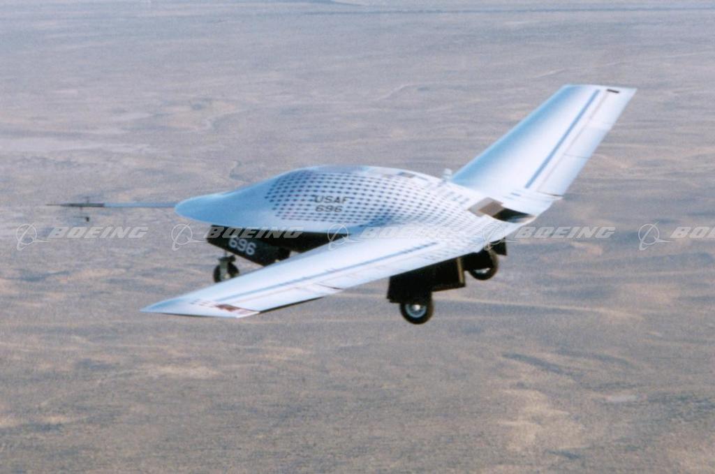 Boeing Images - Darkstar UAV in Flight