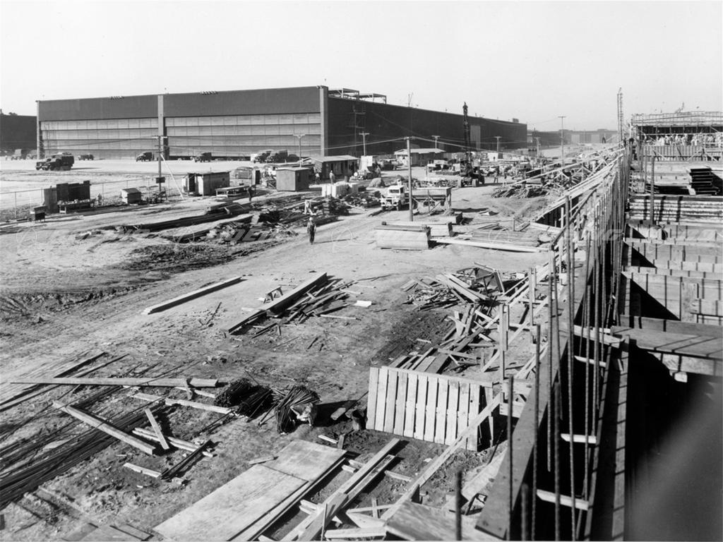 Boeing Images - Douglas Aircraft Long Beach Plant Under Construction