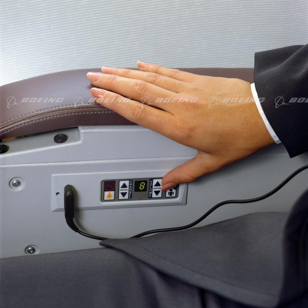 Boeing Images - 747 Passenger Sound System