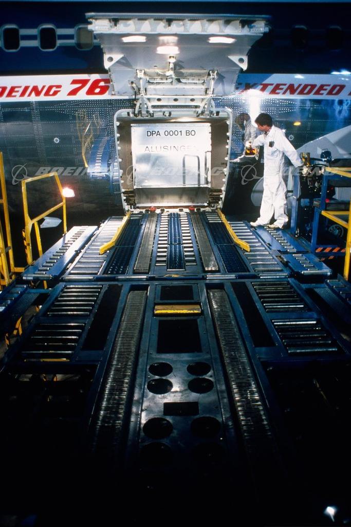 Boeing Images - 767-200ER Cargo Loading