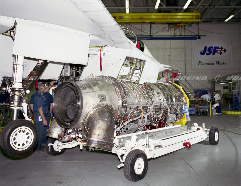 Boeing Images - Boeing Installs Propulsion System in STOVL X-32B JSF ...