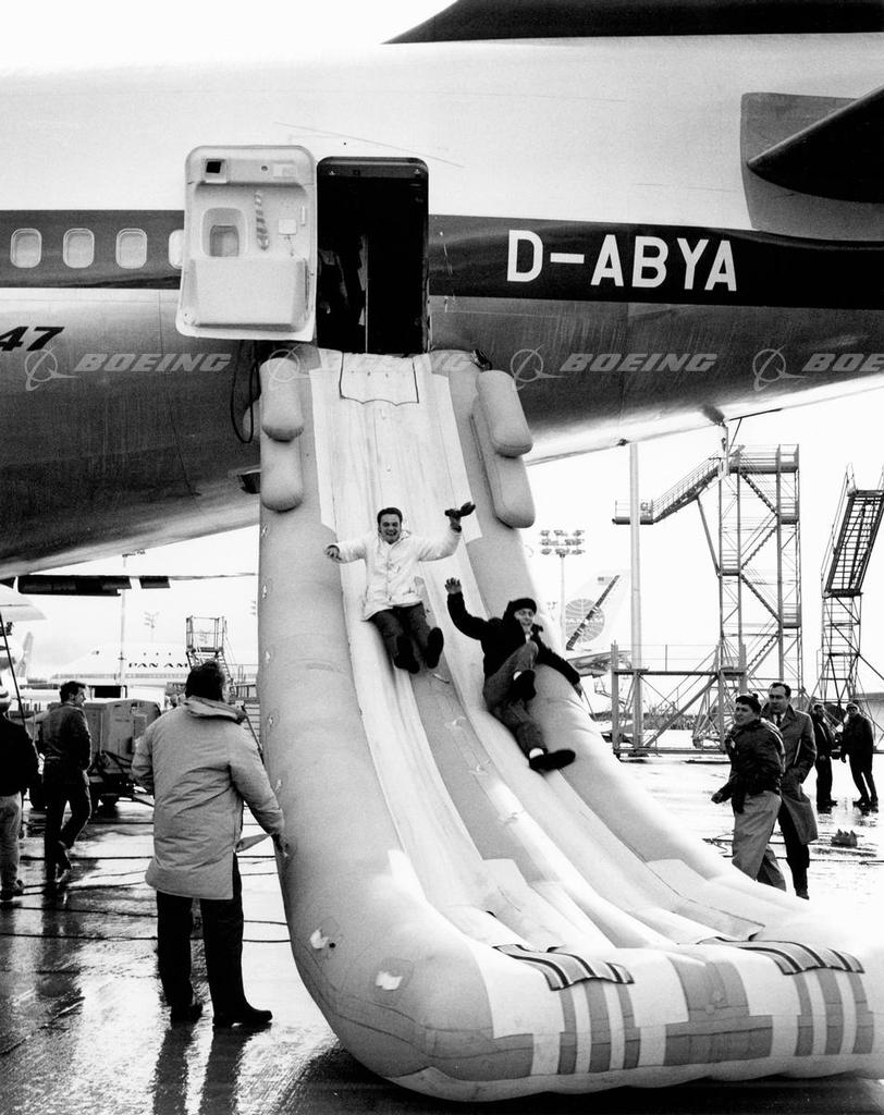 Boeing Images - 747 Escape Chute Test
