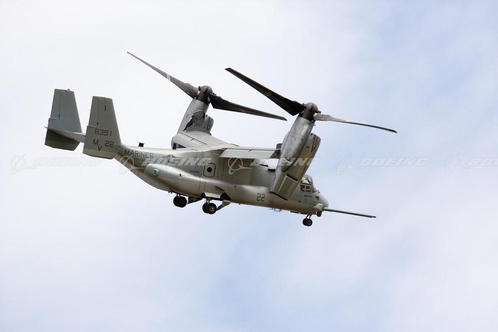 Boeing Images - V-22 Osprey in Flight at Farnborough Airshow