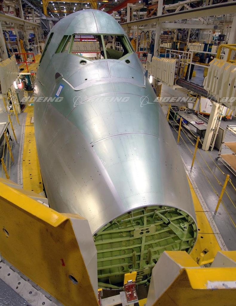 Boeing Images - 747-400 Nose Section Manufacturing