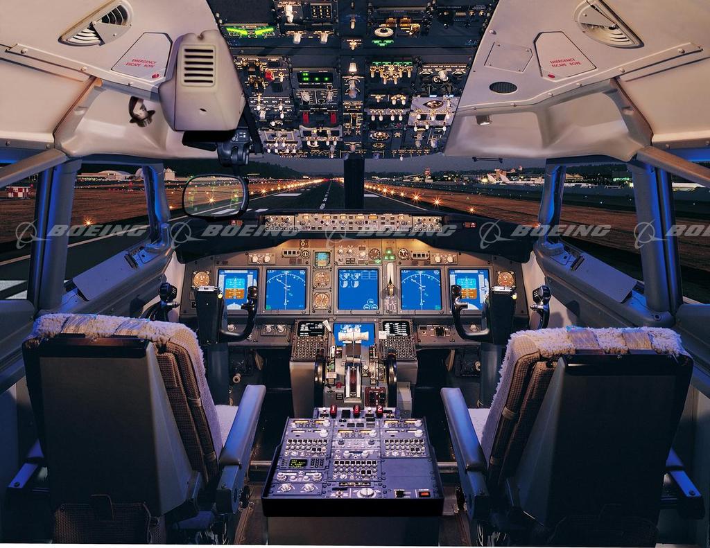 Boeing Images - Next Generation 737 Flight Deck