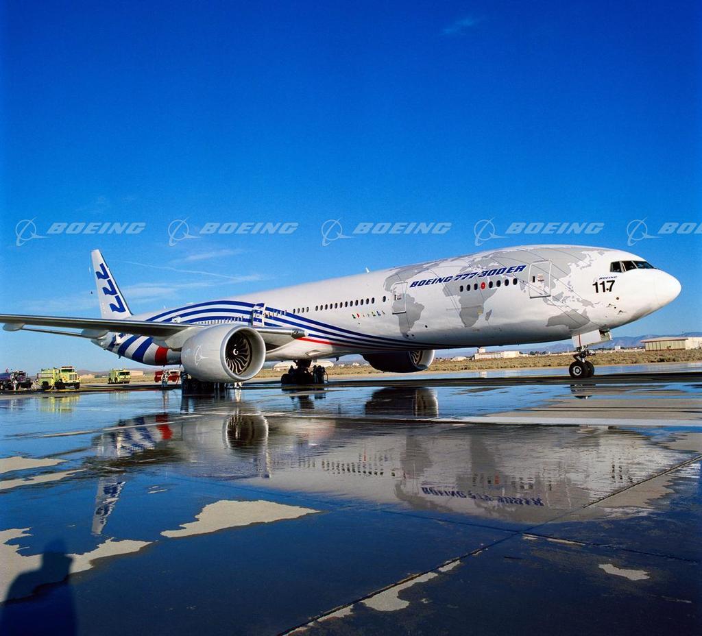 Boeing Images - 777-300ER During Maximum Brake Energy Refused Takeoff ...