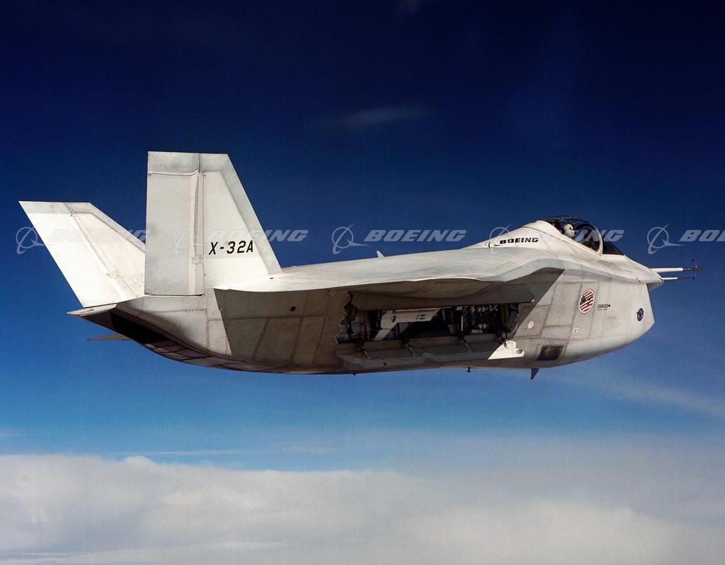 Boeing Images - X-32A Joint Strike Fighter Cycles Weapons Bay Doors in ...