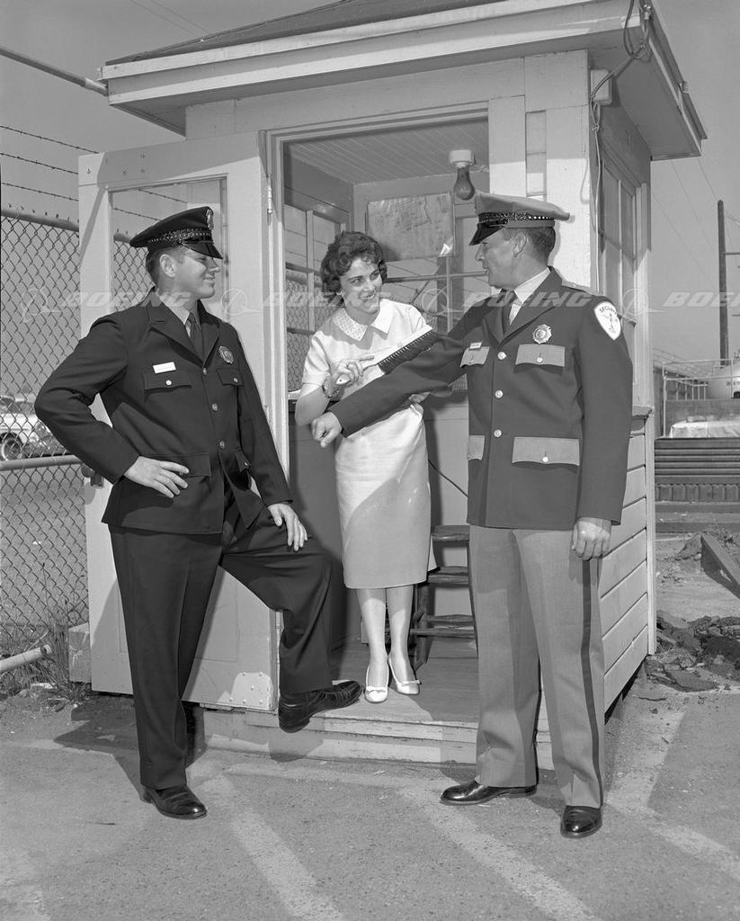 Boeing Images - New Guard and Firemen Uniforms