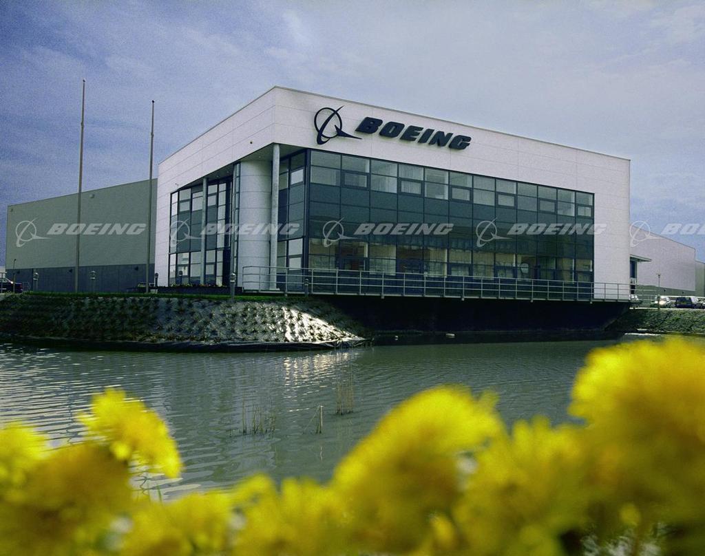 Boeing Images - Amsterdam Service Center Expands Boeing Spares Network