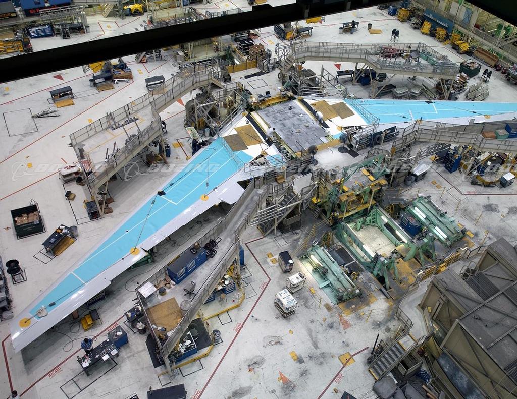 Boeing Images - 737-700 Wings Ready for Joining
