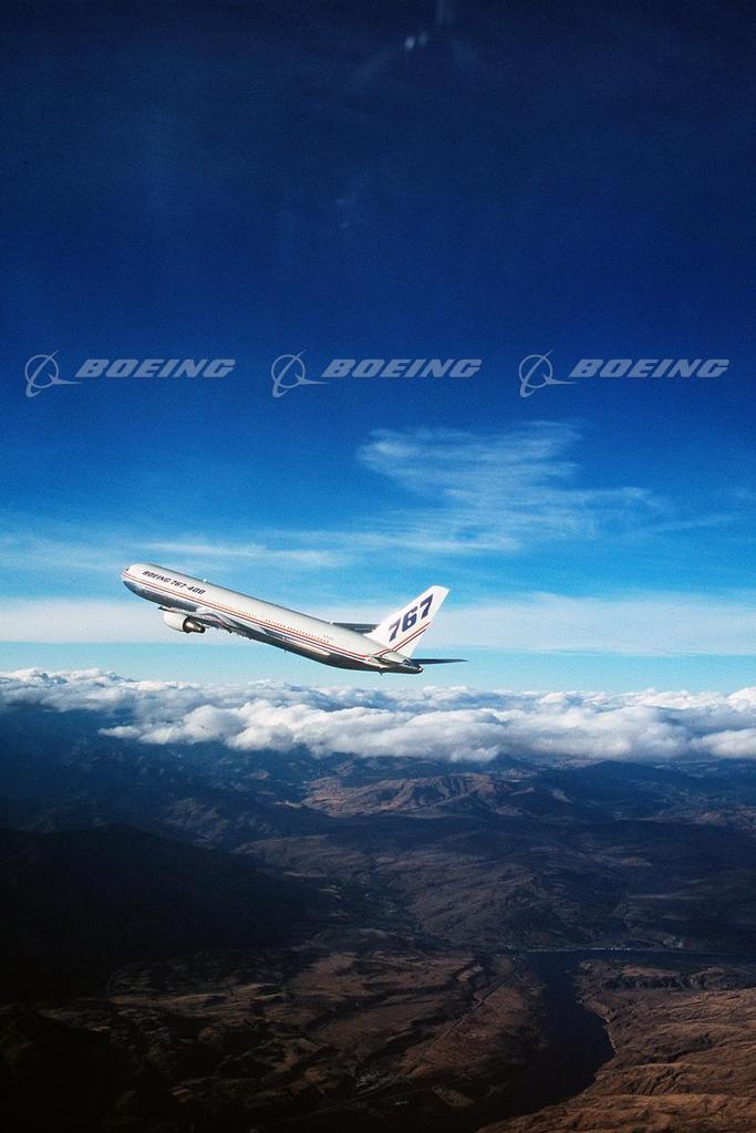 Boeing Images - 767-400ER First Flight