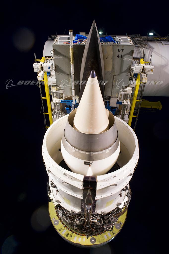 Boeing Images - Ground Testing of a CMC Engine Exhaust Nozzle on R-R ...