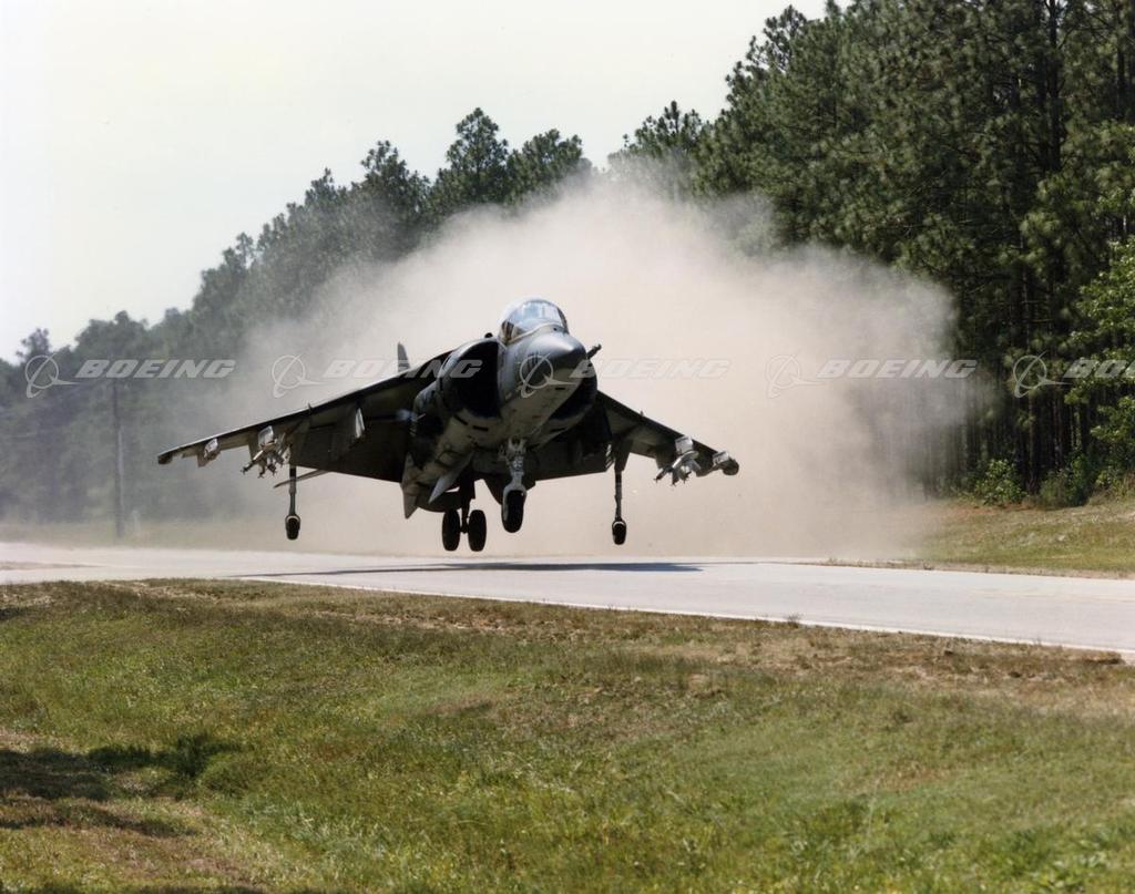 Boeing Images - AV-8B Harrier II VTOL