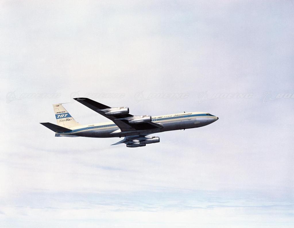 Boeing Images - Boeing 707-320B Air to Air