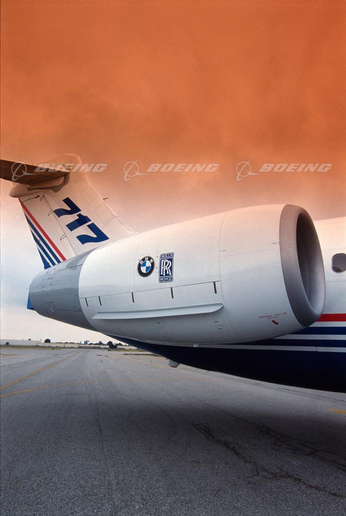 Boeing Images - 717-200 BR715 Engine
