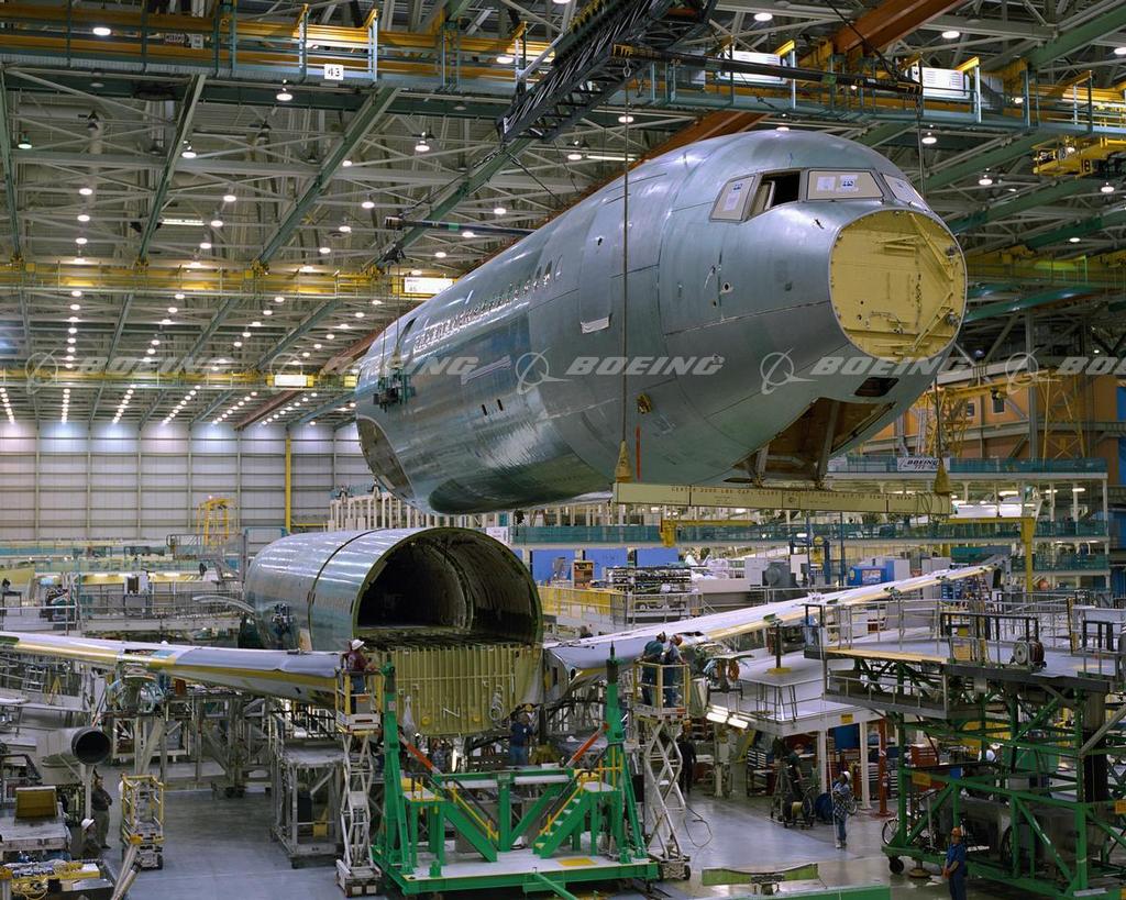 Boeing Images - 767-400ER Assembly