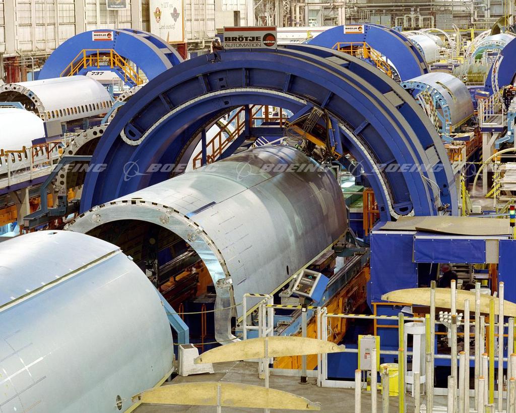 Boeing Images - 737-900 Panel Join Begins