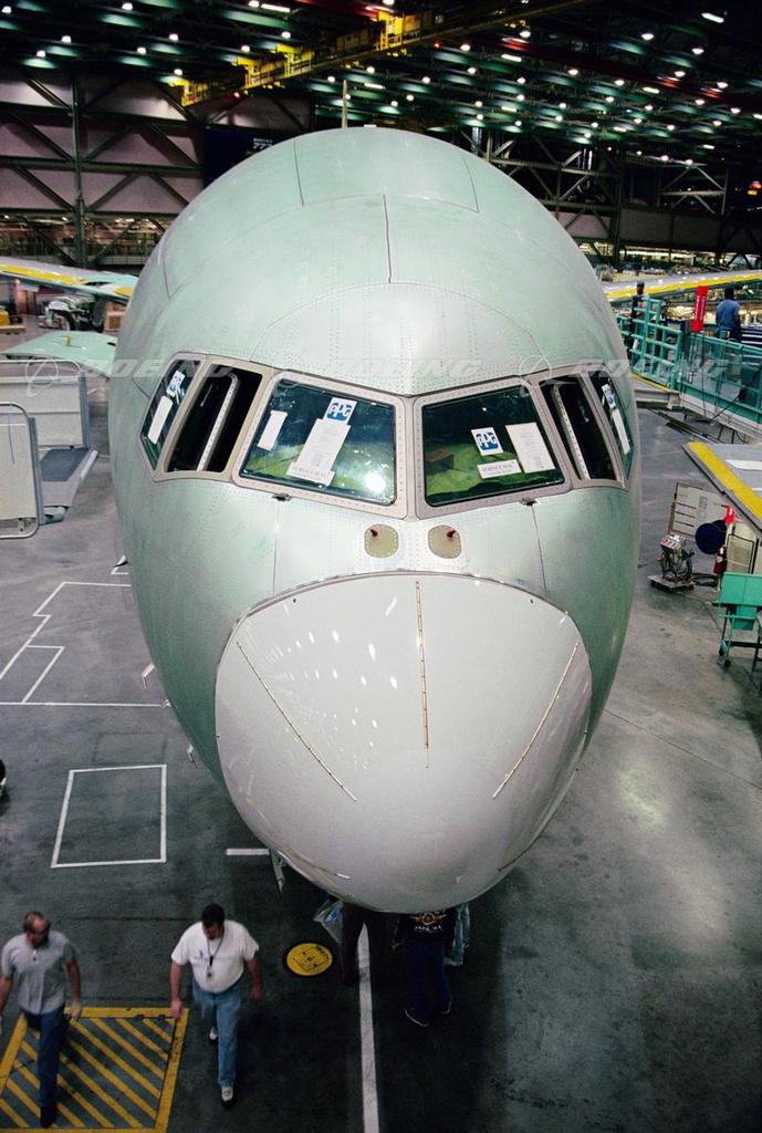 Boeing Images - 777-300 in Assembly