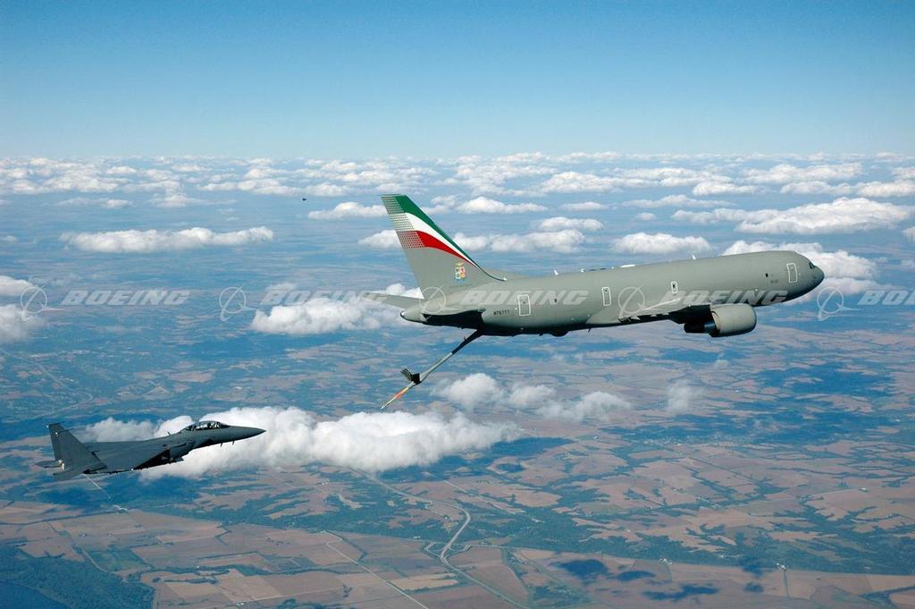 Boeing Images - Boeing KC-767 Tanker Completes Test Milestone