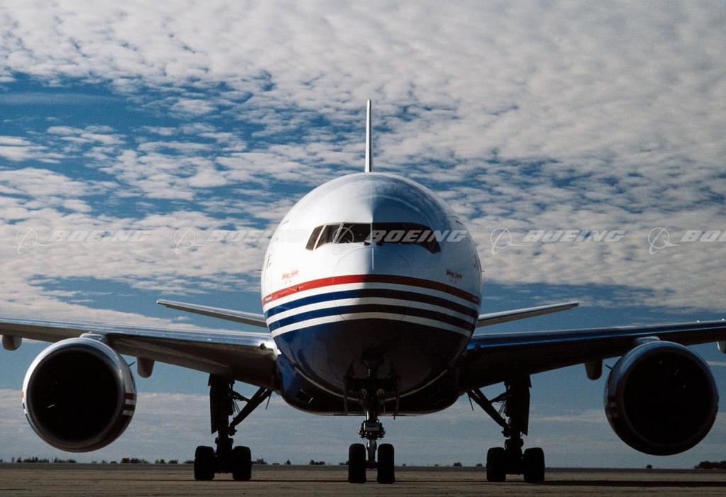 Boeing Images - Working Together 777-200 on the Ground