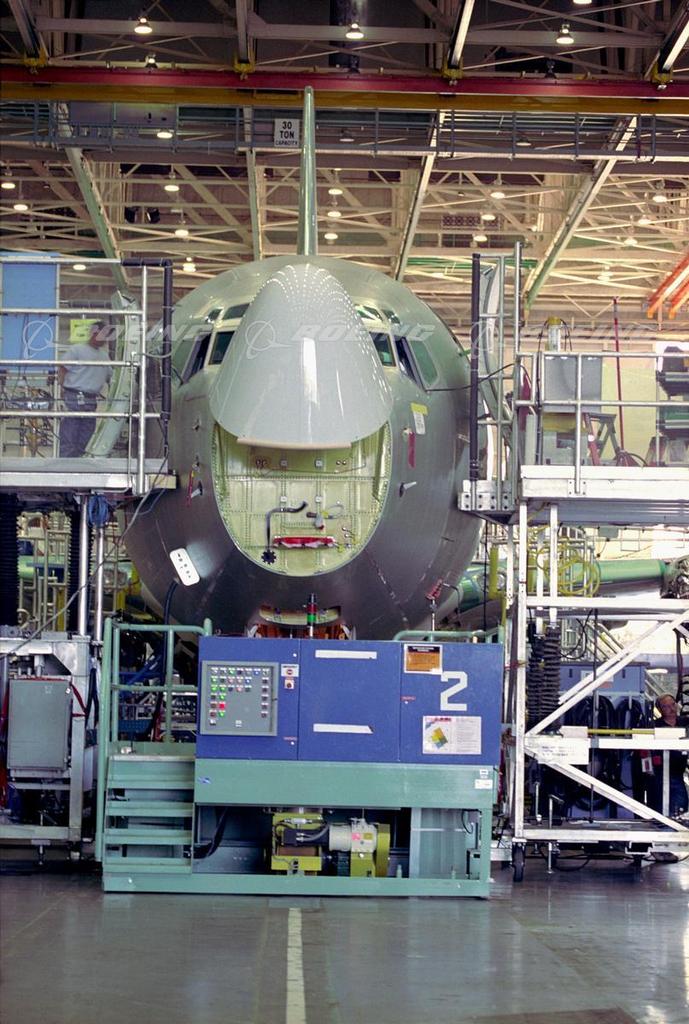 Boeing Images - 737 Assembly circa 2002