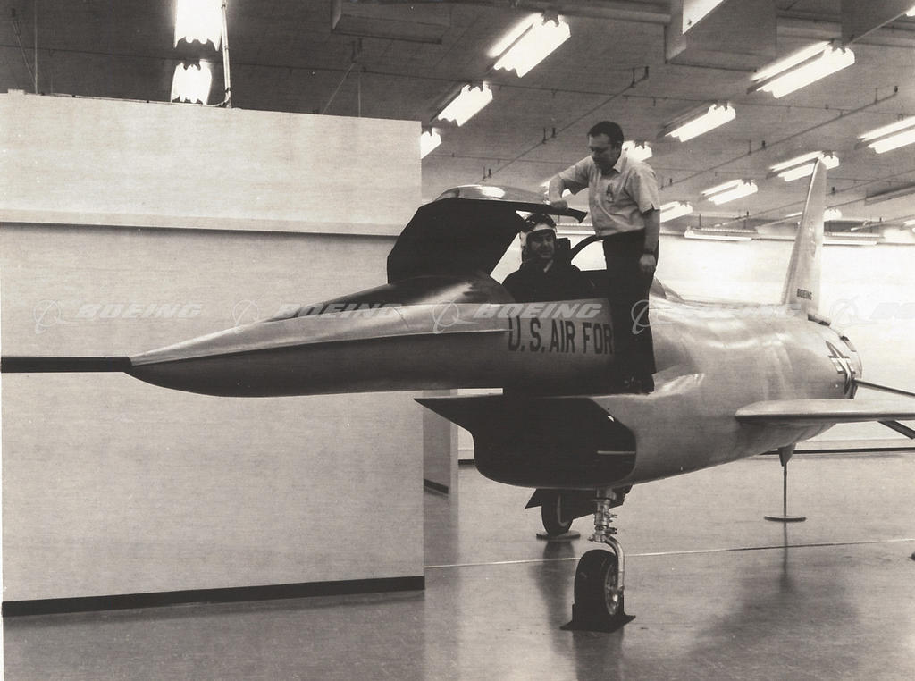 Boeing Images - 908_Lightweight Fighter Proposal Mockup_Pilot in Cockpit