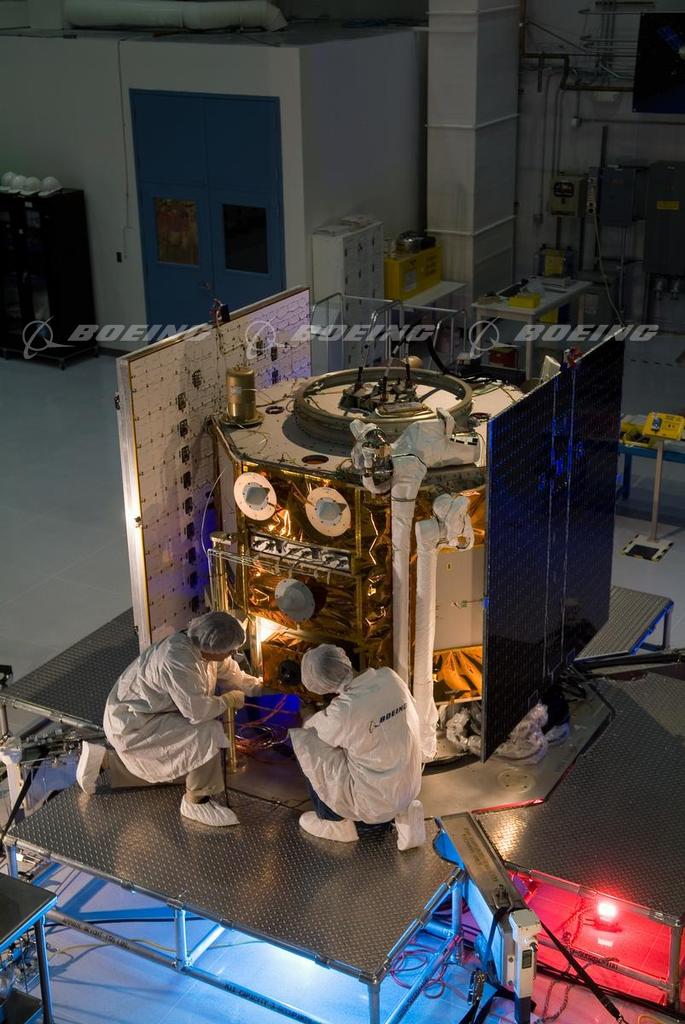 Boeing Images - Orbital Express Manufacturing