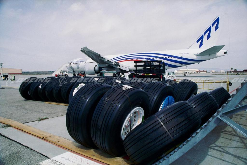 Boeing Images - Boeing 777-300ER Replacement Tires for Flight Test