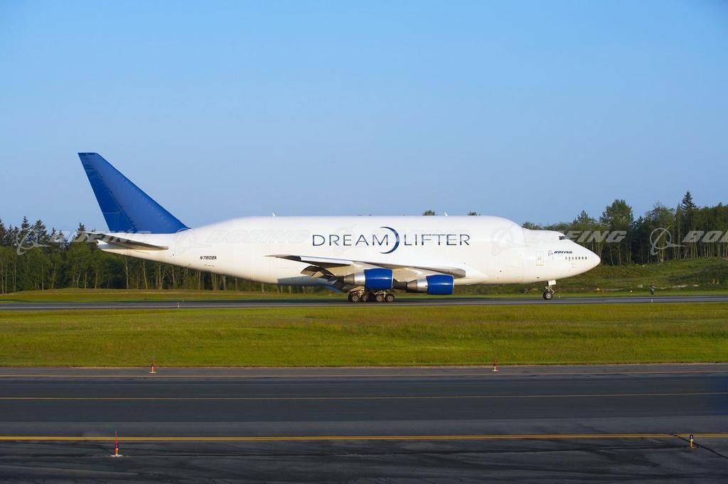 Boeing Images - Dreamlifter Large Cargo Freighter at Paine Field