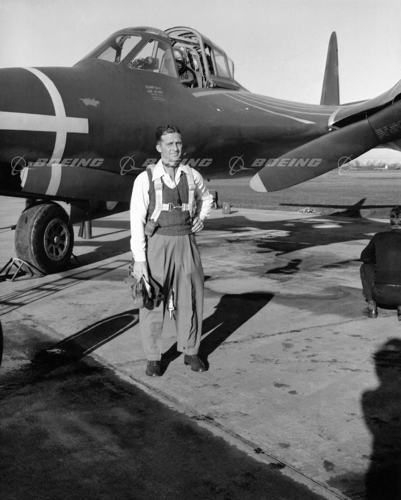 Boeing Images - McDonnell Chief Test Pilot Ed Elliot with McDonnell XP ...