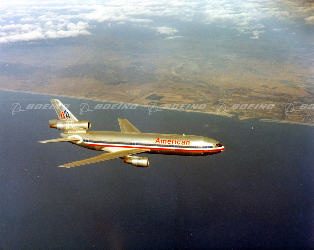 Boeing Images - American Airlines McDonnell Douglas DC-10-10
