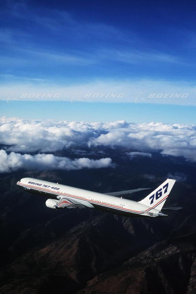 Boeing Images - 767-400ER First Flight