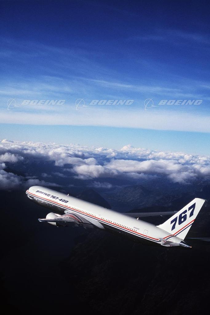 Boeing Images - 767-400ER First Flight