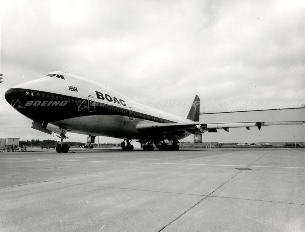 Boeing Images - Boeing 747-100 No Engines BOAC