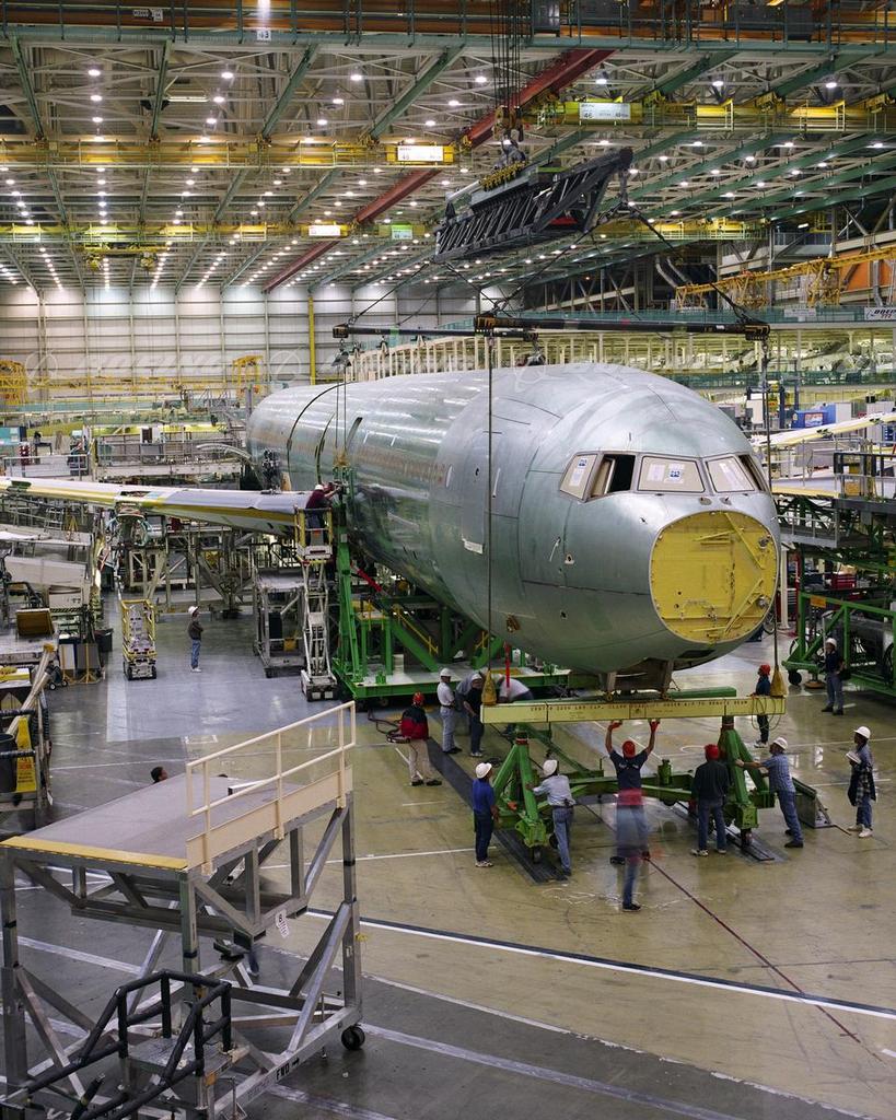 Boeing Images - 767-400 Assembly