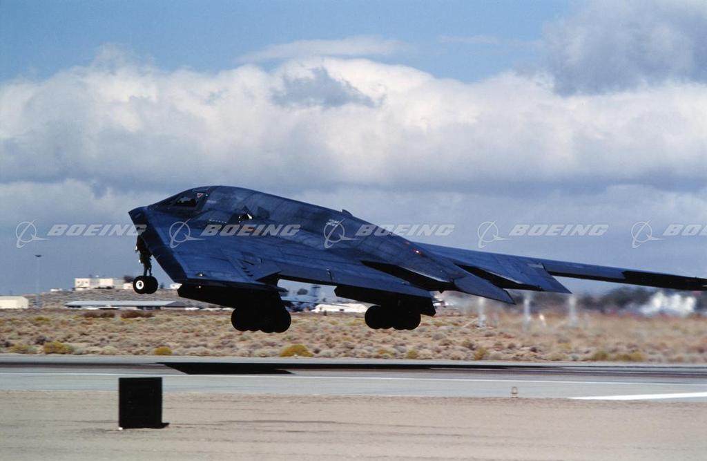 Boeing Images - USAF B-2 Spirit Stealth Bomber Takes Off