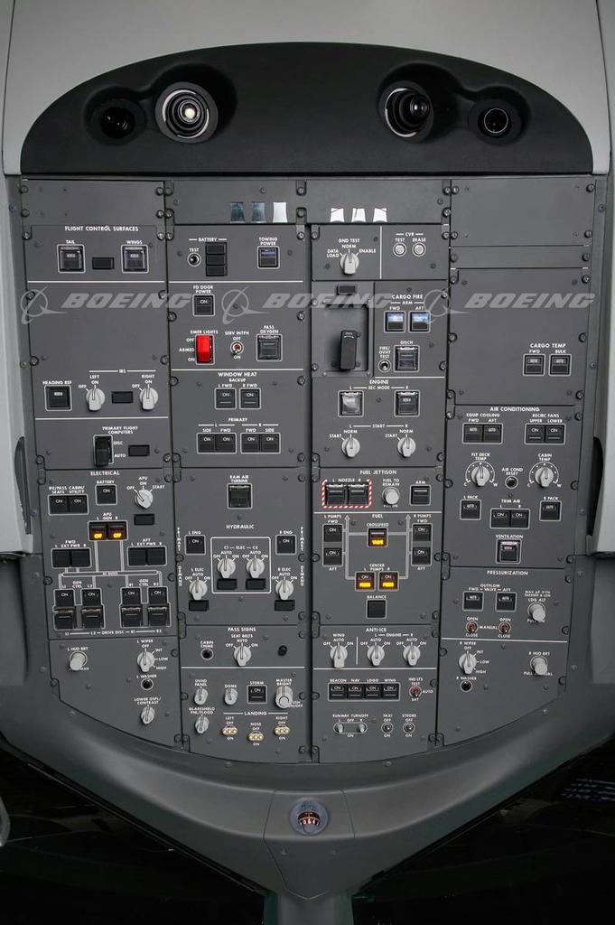Boeing Images - 787 Dreamliner Flight Deck Panel