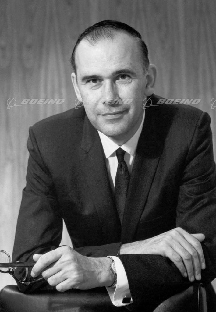 Boeing Images - Jack Steiner Corporate Portrait