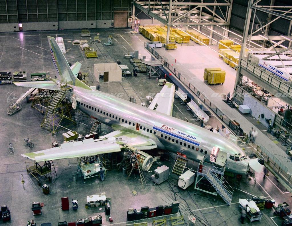 Boeing Images - First 737-300 Assembly