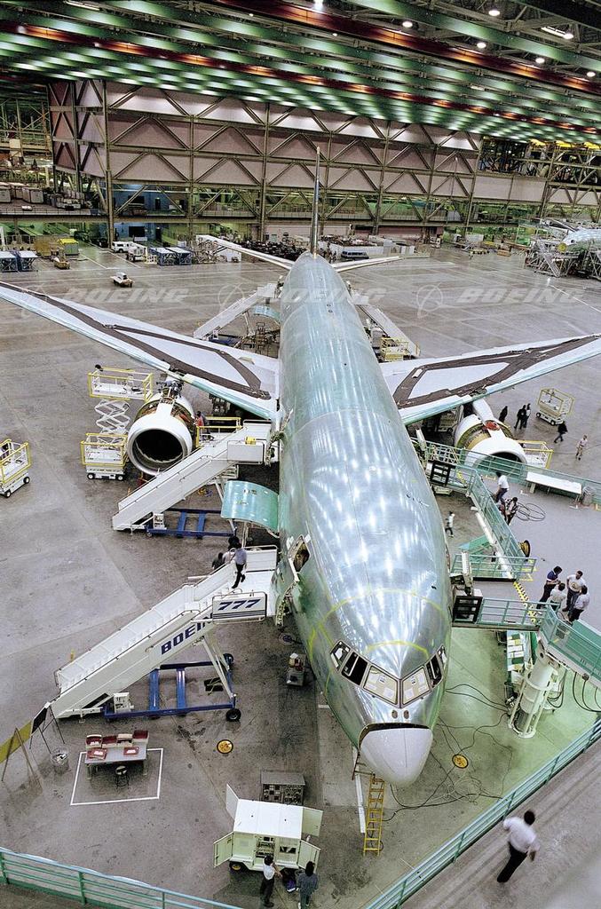 Boeing Images - 777-200 Assembly