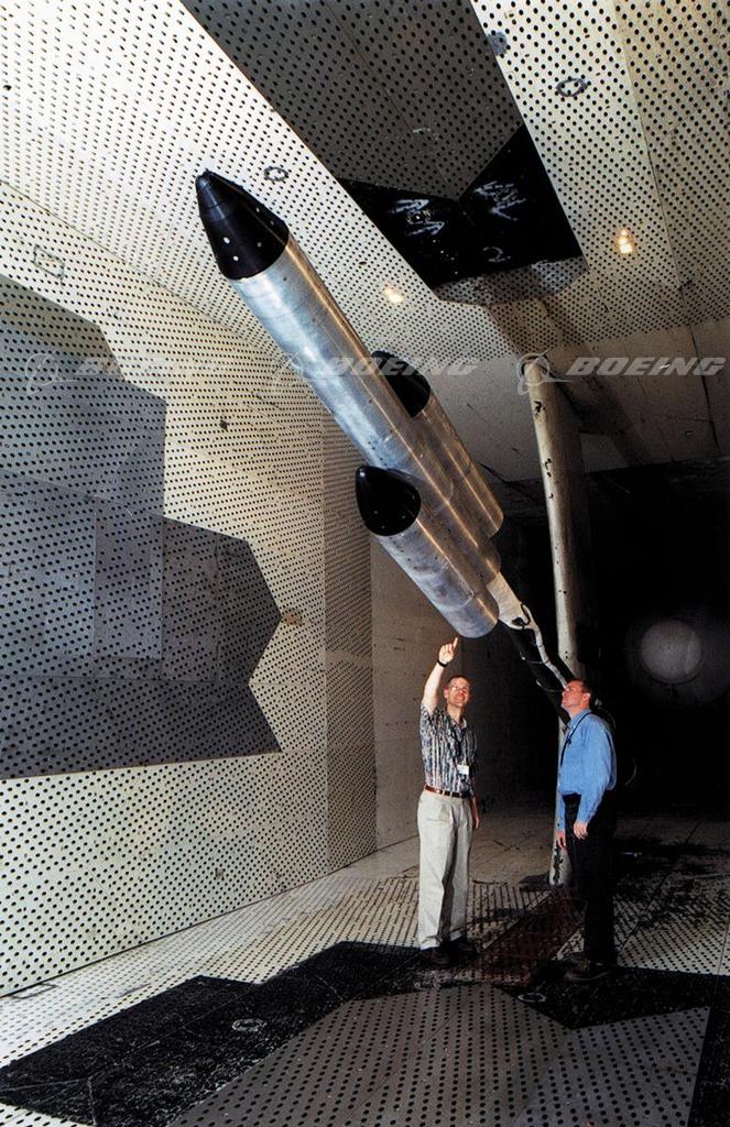 Boeing Images - Delta IV Windtunnel
